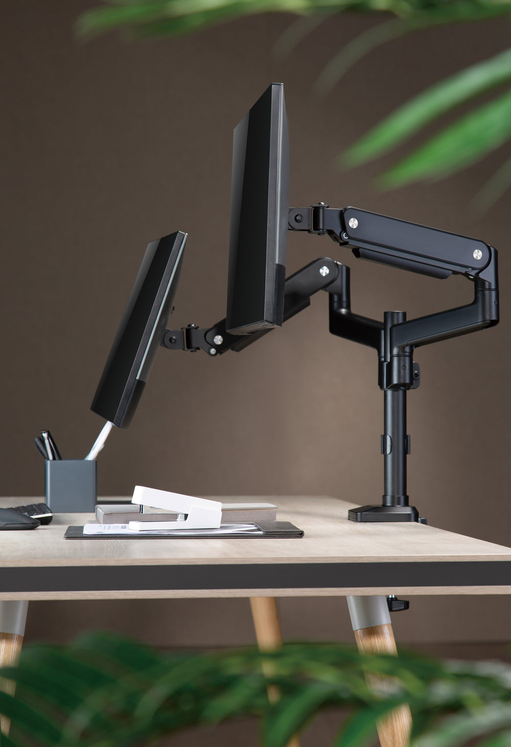 Shop GAMEON GO-3356 Gas Spring Dual Monitor Arm, Stand And Mount ...